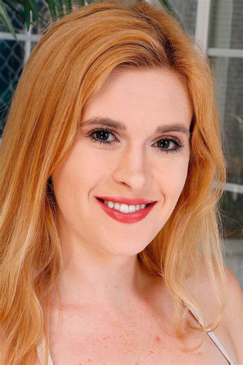 Photo Gallery For Lindsay Lee Filmflow Tv