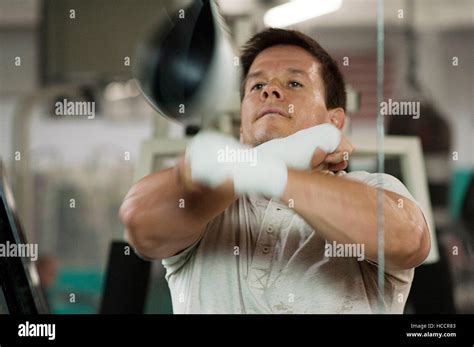The Fighter Mark Wahlberg 2010 Ph Jojo Whilden ©paramount Pictures Courtesy Everett