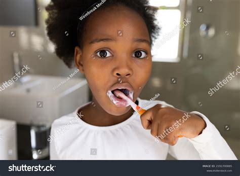 643539 치아일러스트 이미지 스톡 사진 및 벡터 Shutterstock 643539 치아일러스트 이미지 스톡 사진 및 벡터 Shutterstock