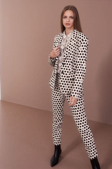 Marc Cain Жакет неопреновый в горошек с грибными мотивами купить по выгодной цене Корона