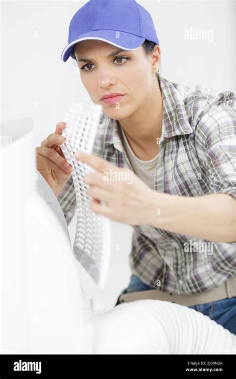 Meter Ac Dc Voltage Hi Res Stock Photography And Images Alamy