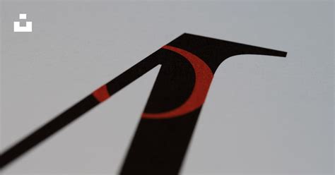 검은 색과 주황색 화살표 기호 사진 Unsplash의 무료 검정 이미지