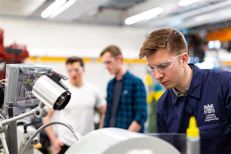 What are the Different Career Paths for Engineers?