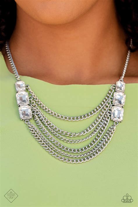 Paparazzi Magnificent Musings Fashion Fix Set March 2023
