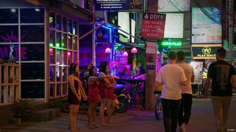 A Shady Side Of Paradise Sex Tourism In Thailand Dw