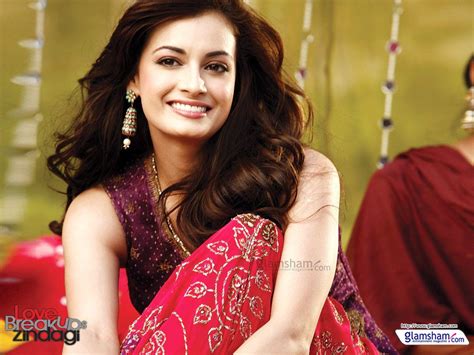 Dia Mirza Wallpapers Top Free Dia Mirza Backgrounds Wallpaperaccess