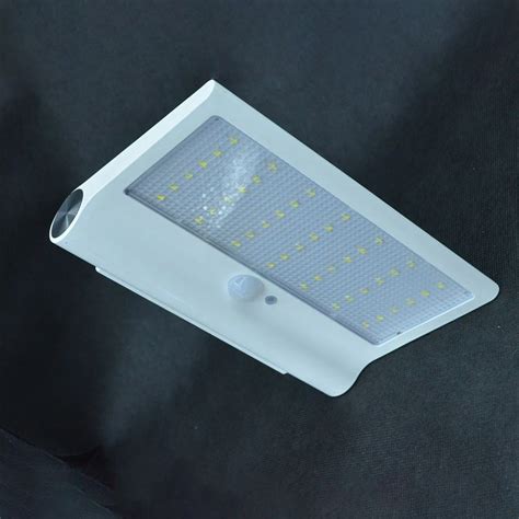 Энергосберегающая лампа Водонепроницаемая Ip65 42 светодиода светодиодная Солнечная лампа для