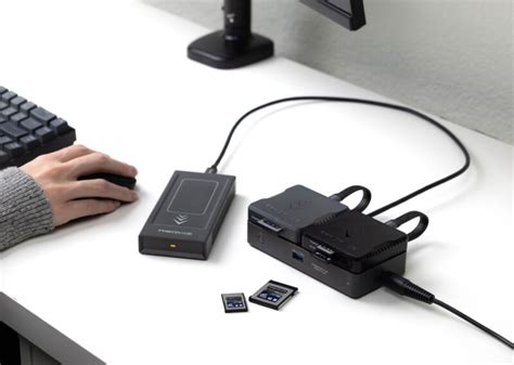 ProGrade's Magnetic PG20 Thunderbolt 4 Hub Promises Improved Photo ...