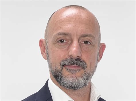 Lenovo Alessandro De Lio Nuovo Product Leader Pc And Smart Device Italia