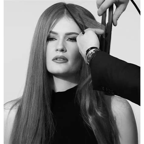 Minute Loose Curls Behindthechair Com