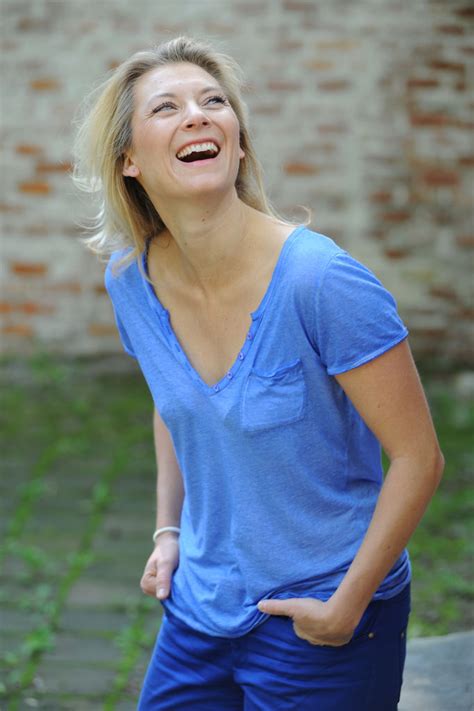 Marion Eva Krawitz Schauspielerin Sprecherin Moderatorin Tänzerin München Crew United