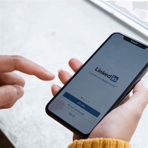 Using Proxies For Running Multiple LinkedIn Accounts V6Proxies