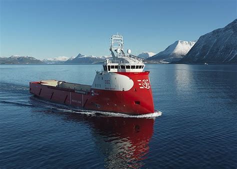 Filtering Maritime Traditions