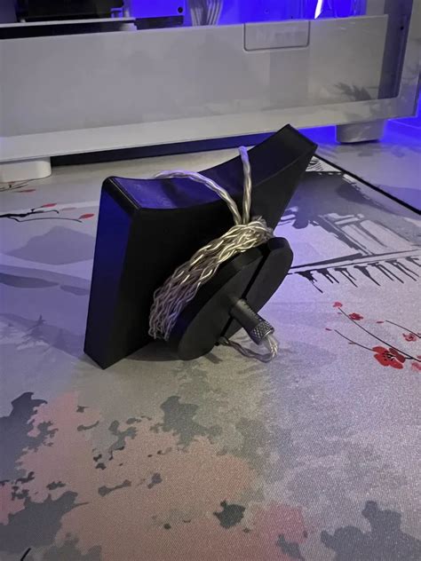 Compact Iem Stand By Julian Weiss Download Free Stl Model