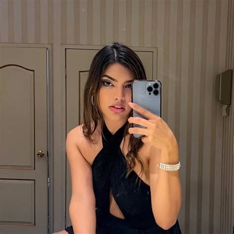 Alexia C Alexiafcm Threads Say More