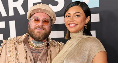 Teddy Swims Is Drenched In Pearls At Grammys 2025 With Pregnant Girlfriend Raiche Wright Just