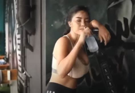 What Is The Name Of This Busty Thai Girl Jumping Rope In The Gym