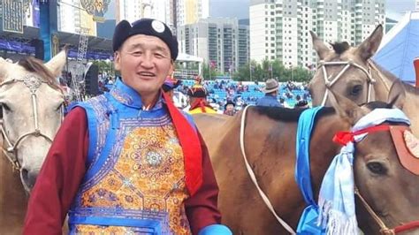 Өв соёлын түүчээ Ө Хүрэлбаатар