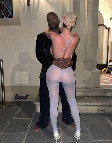 Quem é Bianca Censori Mulher De Kanye West Que Viraliza Ao Andar Quase