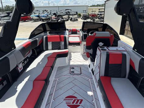2022 Malibu Wakesetter 25 Lsv For Sale In Lake Lbj Texas