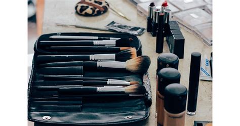 Мъж поиска развод след като видя жена си без грим