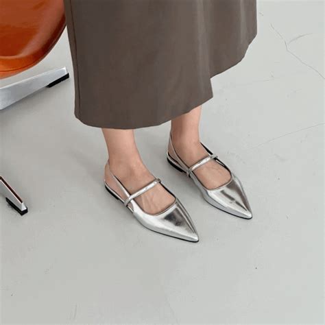 모틴 뾰족코 뮬 샌들 1cm 에이블리