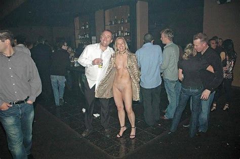 Flashing Females 9 Porn Pictures Xxx Photos Sex Images 1006807 Pictoa