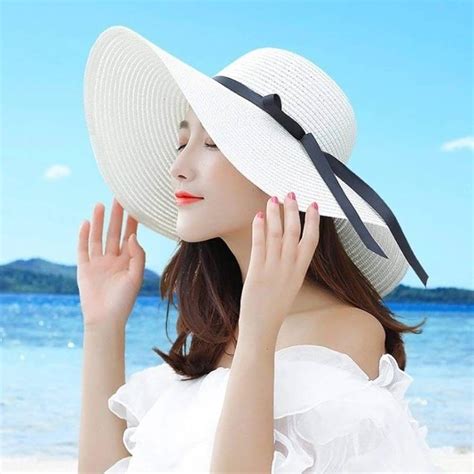 Big Sun Hat