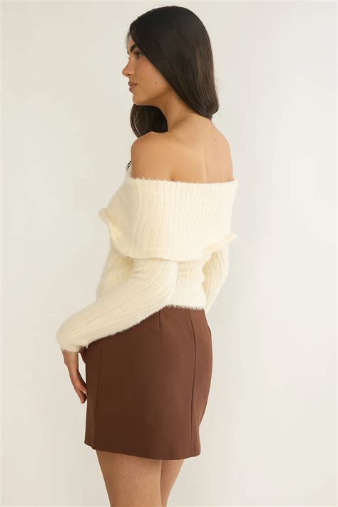 Orielle Wide Ruffle Off Shoulder Top Cream Selfie Leslie