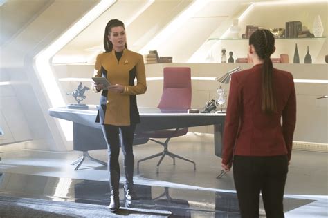 How Rebecca Romijn Became A ‘star Trek Legend On Strange New Worlds