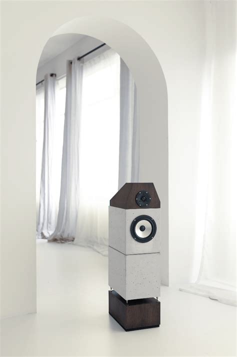 Review Db Module Model 1 Luidsprekers Een In Beton Gegoten Belofte