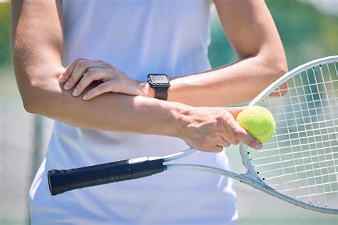 10 Proven Ways To Heal And Prevent Tennis Wrist Injuries