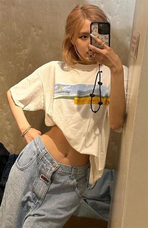 Sexy Korean Rmidriff Sexy Korean Rmidriff