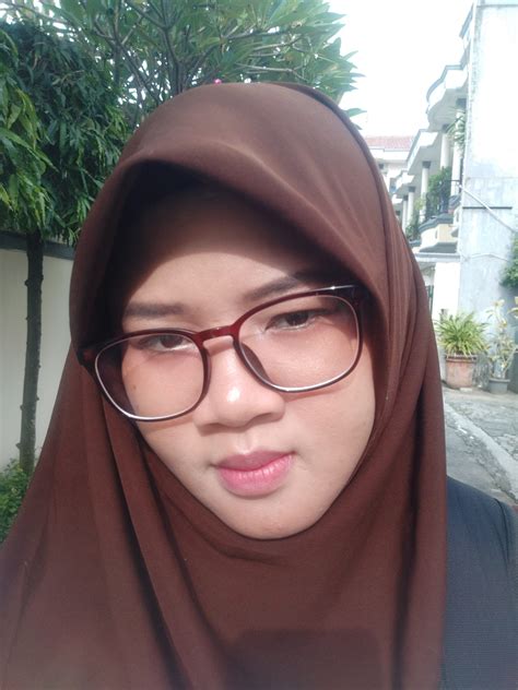 About Hedda Elfrida Dhahedda Medium