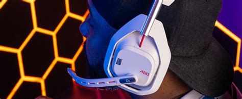 Amazon Com Logitech G Astro A Omni Platform Wireless Gaming Headset Base Station For Ps