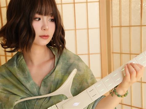 究竟是古筝劈了腿 还是吉他出了轨？ 哔哔啵啵璇 哔哔啵啵璇 哔哩哔哩视频