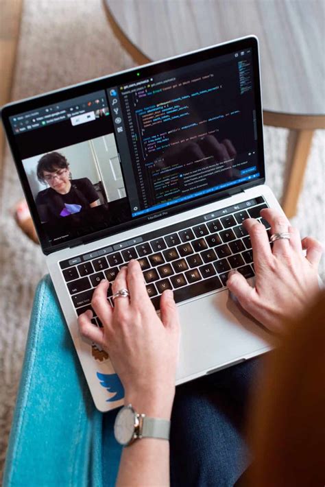 6 Best Women Coding Courses 2022 NOVEMBER UPDATED