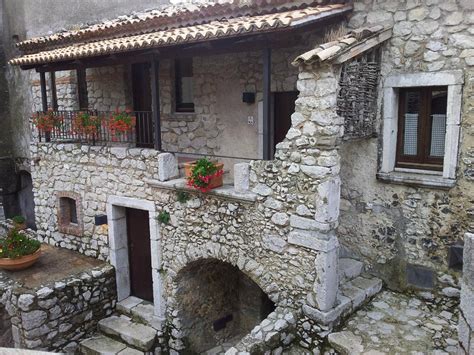 ALBERGO DIFFUSO BORGO DI CASTELVETERE: Bewertungen & Fotos ...