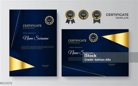 골드 배지와 테두리와 업적 템플릿의 파란색과 금 인증서 황금 장식 요소가있는 인증서 템플릿 디자인 졸업장 졸업 상 벡터 일러스트레이션 금색에 대한 스톡 벡터 아트 및 기타