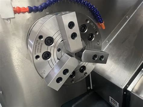 Vertical Milling Machine Servo Turret With Tailstock Machine Servo Turret With Tailstock