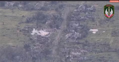 Прикордонники знищили склад боєприпасів росіян під Бахмутом ВІДЕО