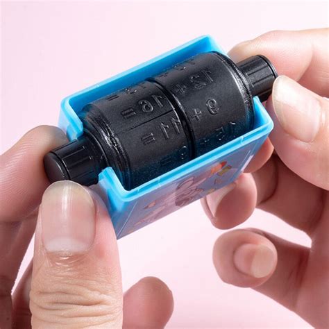 어린이 더하기 및 빼기 스크롤 스탬프 초등학생 연습 질문 유치원 수학 연습 수학 학습 및 교육