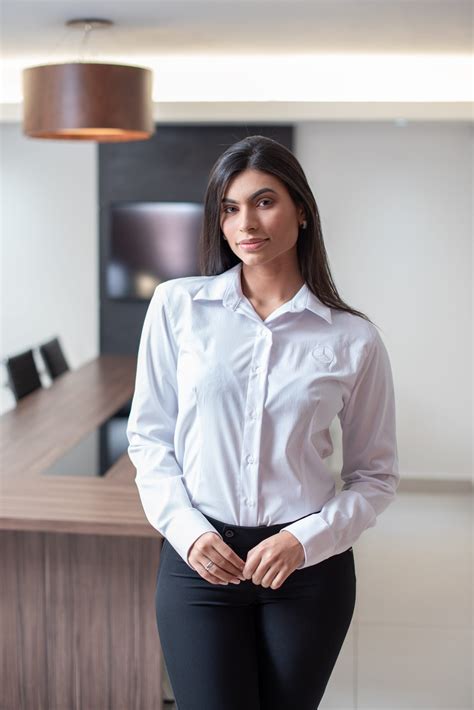 Uniforme Corporativo Destaque E Branding Para A Sua Empresa