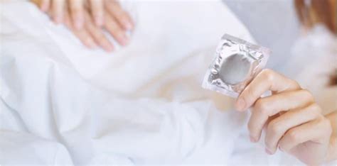 Seks Tanpa Kondom Ini Risiko Yang Menanti Anda Wajib Tahu