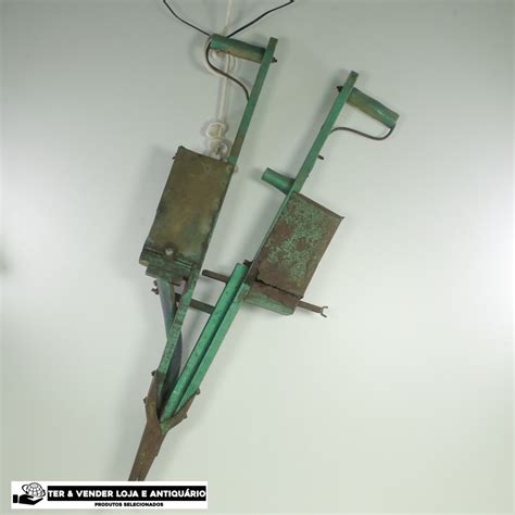 Antigo Semeador Manual Comprar Em Ter E Vender