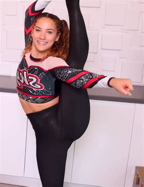 Sofie Dossi Hottest Female Athletes