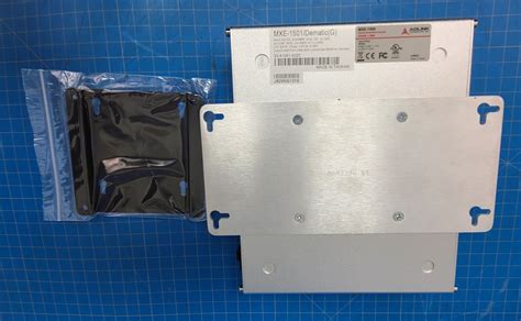 Adlink Embedded Box Computer Mxe 1501