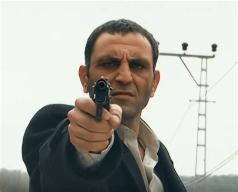 Unutulmaz Memati Baş Sözleri Ağır Ve Racon Dolu Replikler Gecbunlari