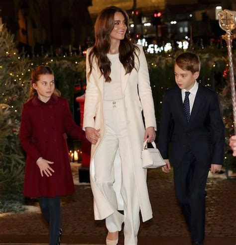 زیباترین لباس‌های زنان سلطنتی در جشن کریسمس؛ خوشپوشی به سبک بانوان سلطنتی