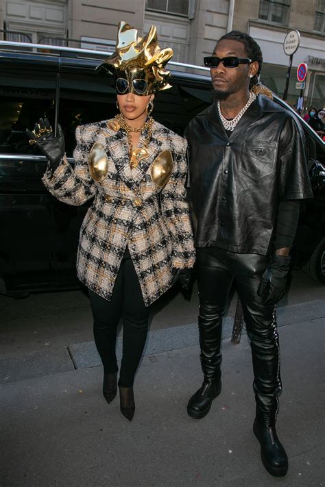 Cardi Bs Best Street Style Outfits Ps Fashion